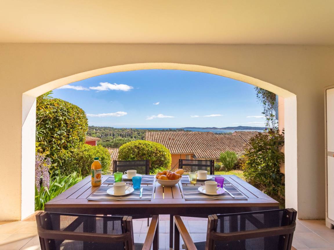 30 M² Apartment ∙ 1 Bedroom ∙ 4 Guests - Grimaud