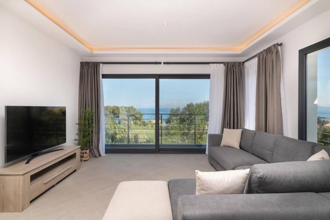 86 M² Appartement ∙ 2 Chambres ∙ 4 Personnes - Zante
