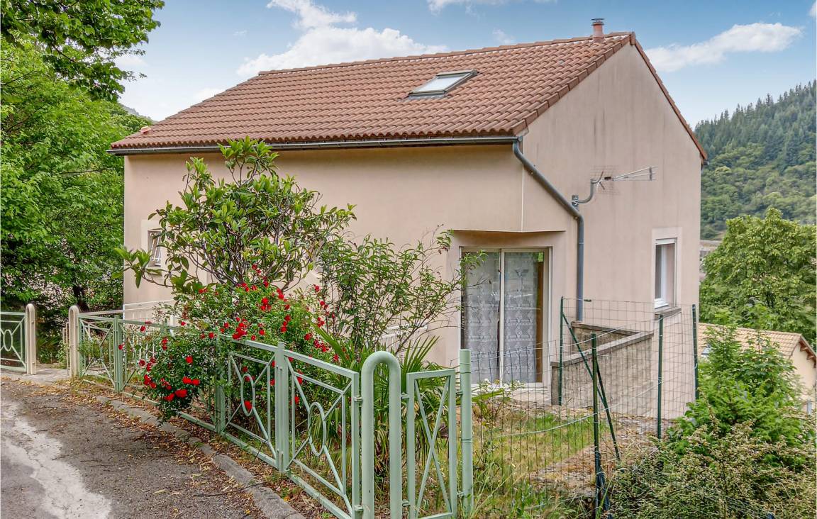 85 M² Maison De Vacances ∙ 2 Chambres ∙ 6 Personnes - Lac de Villefort