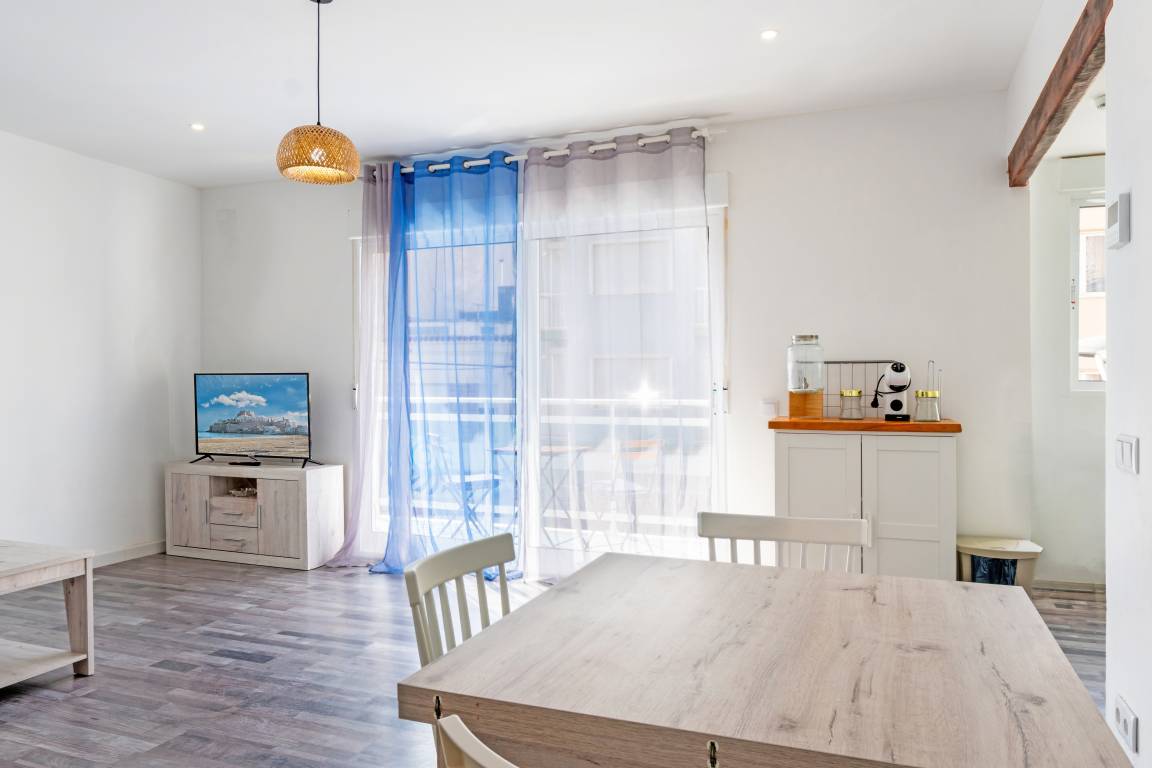 80 M² Apartamento ∙ 3 Habitaciones ∙ 8 Huéspedes - Peñíscola
