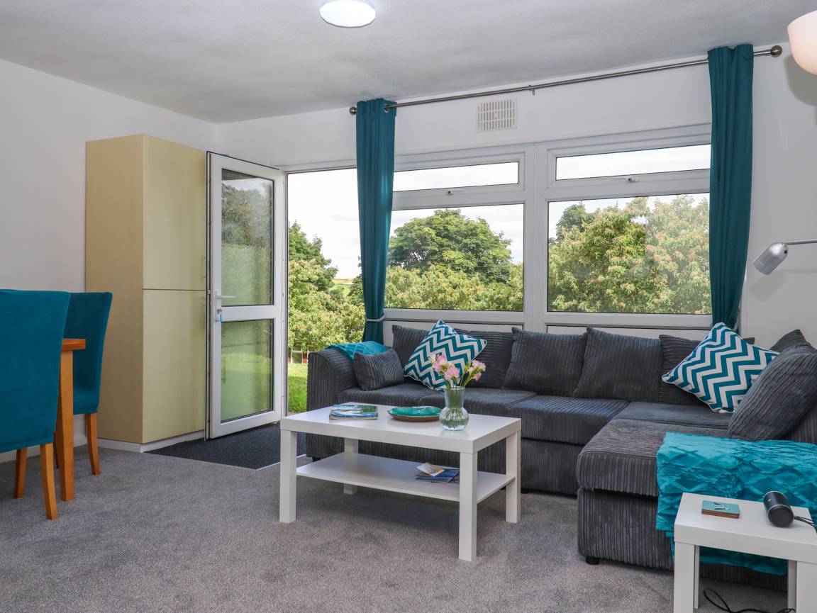Cottage ∙ 2 Bedrooms ∙ 4 Guests - Dartmouth