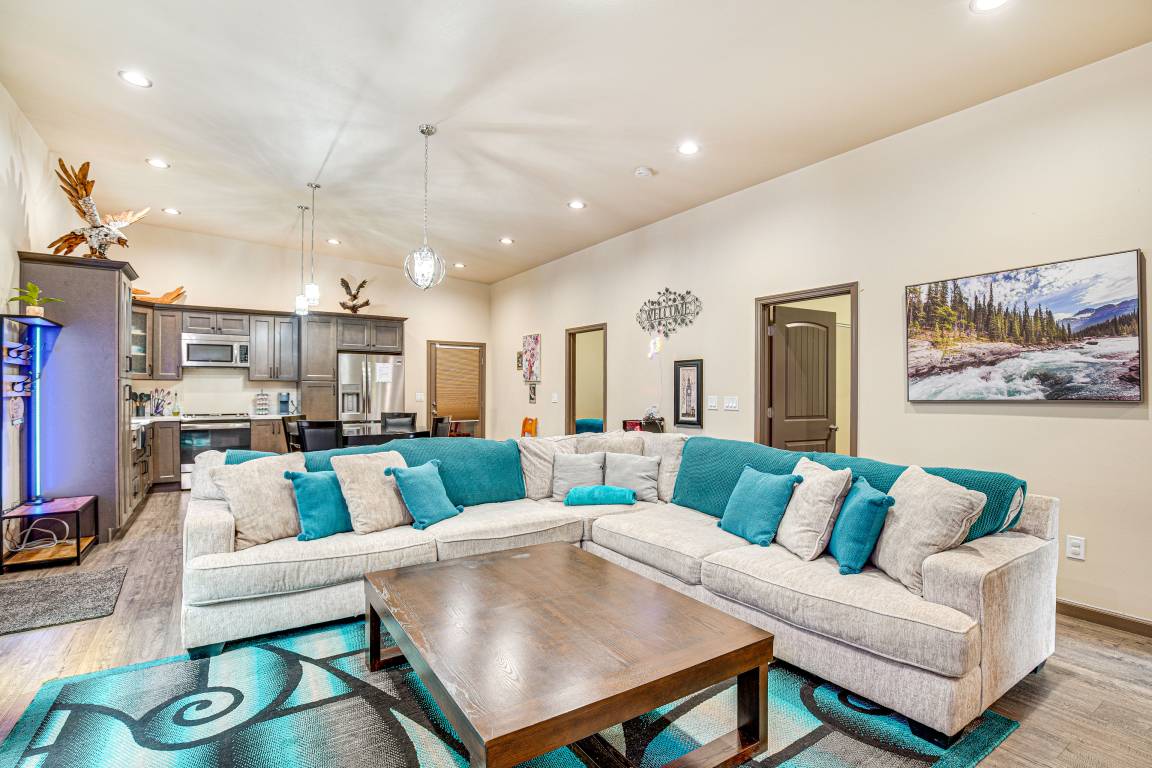 111 M² House ∙ 3 Bedrooms ∙ 10 Guests - Puyallup, WA