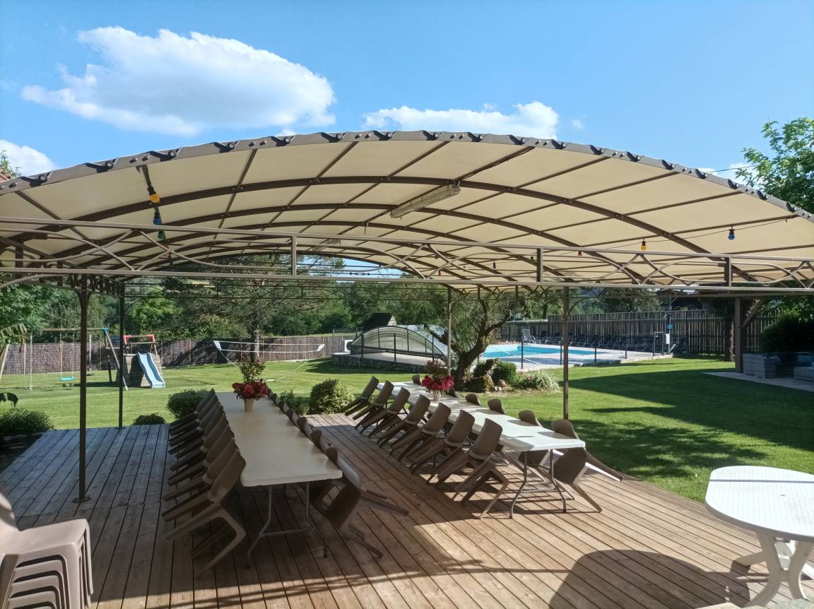 600 M² Gîte ∙ 15 Chambres ∙ 38 Personnes - Dordogne