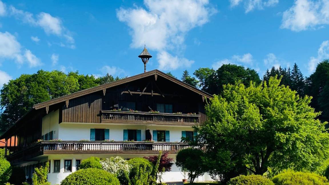 56 M² Ferienwohnung ∙ 1 Schlafzimmer ∙ 4 Gäste - Bernau am Chiemsee