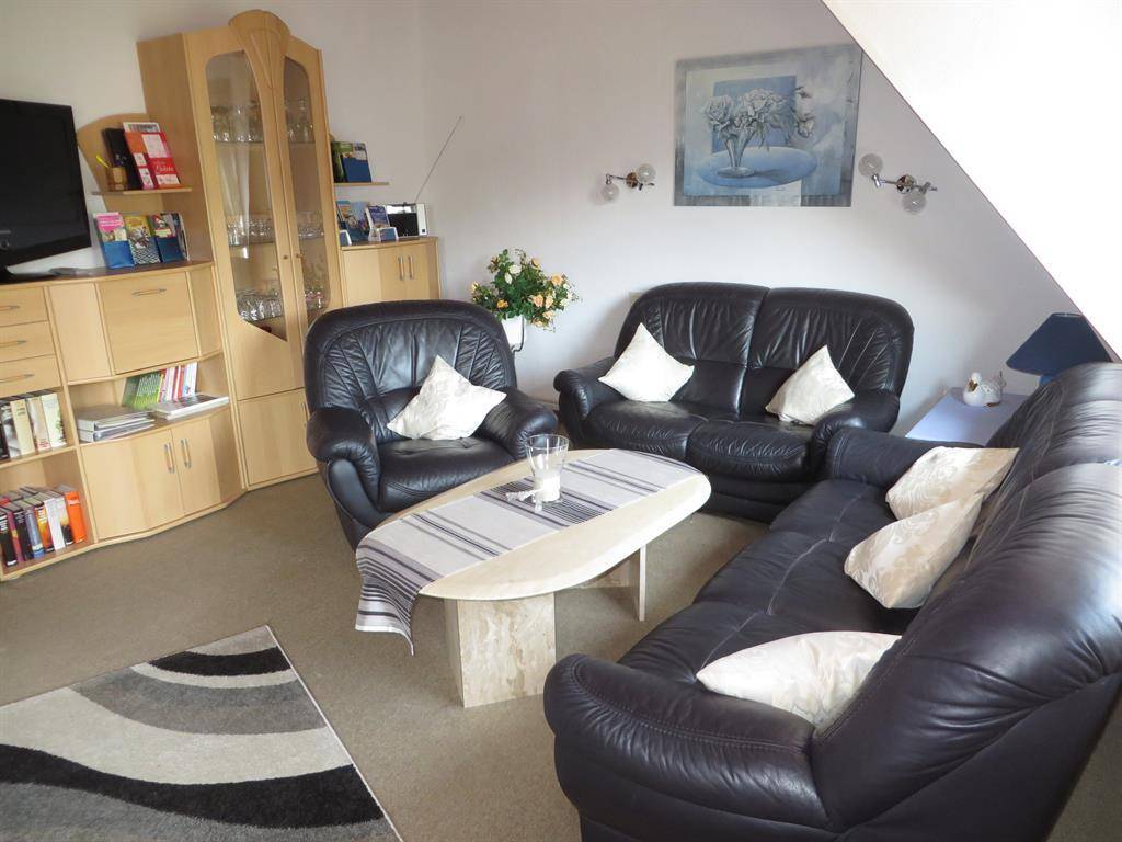 68 M² Ferienwohnung ∙ 3 Schlafzimmer ∙ 5 Gäste - Bispingen