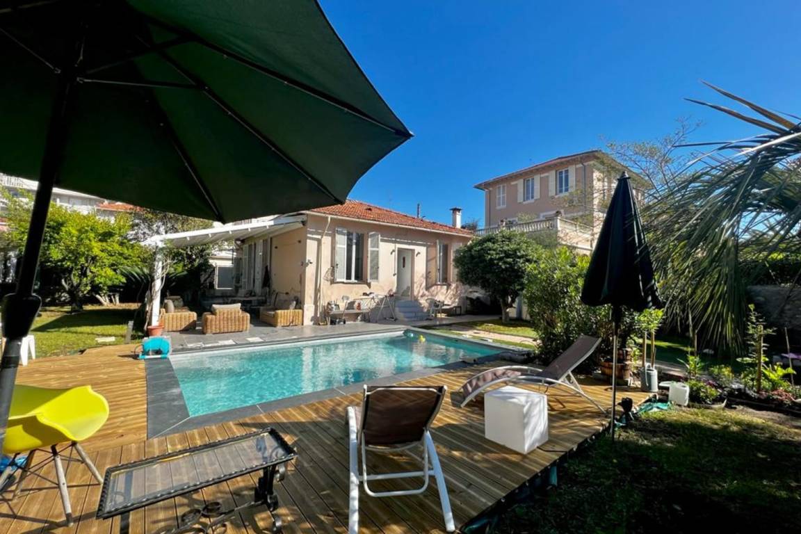 120 M² Maison De Vacances ∙ 3 Chambres ∙ 7 Personnes - Cagnes-sur-Mer