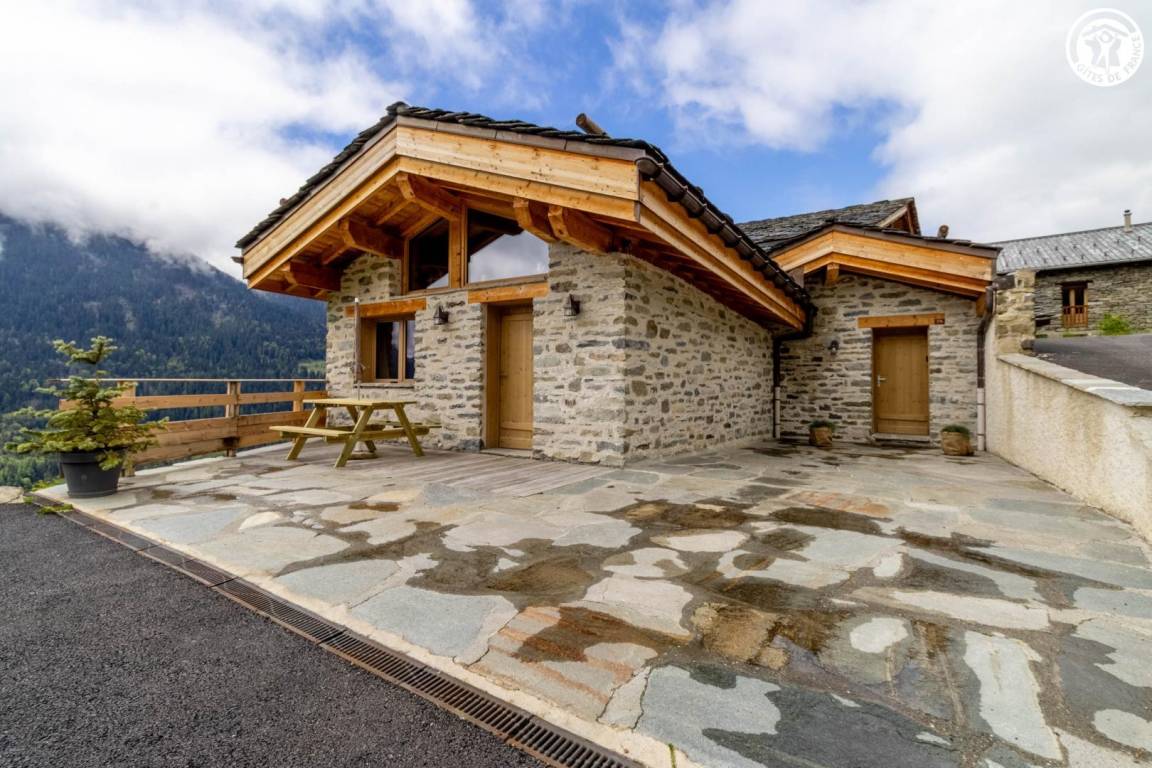 196 M² Gîte ∙ 4 Chambres ∙ 8 Personnes - Sainte-Foy-Tarentaise