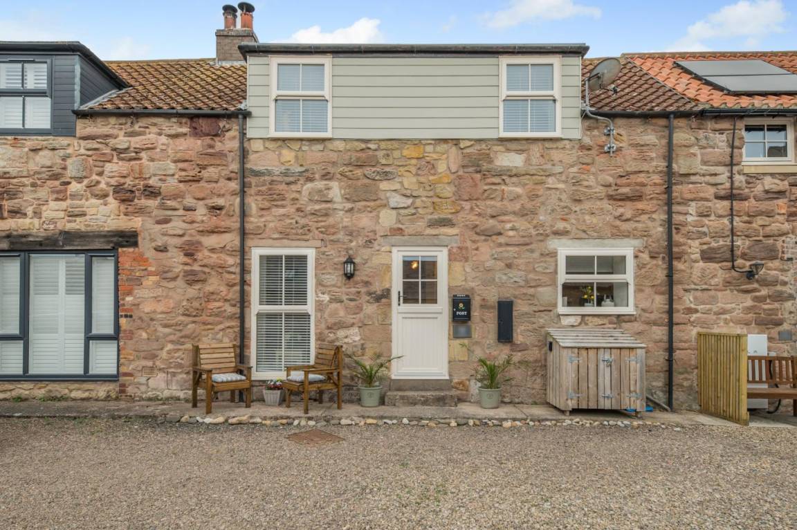 Cottage ∙ 2 Bedrooms ∙ 4 Guests - Seahouses