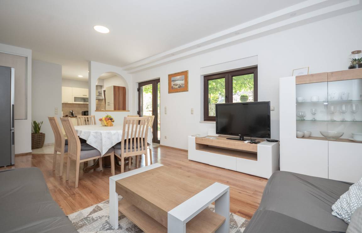 140 M² Ferienhaus ∙ 4 Schlafzimmer ∙ 6 Gäste - Mimice