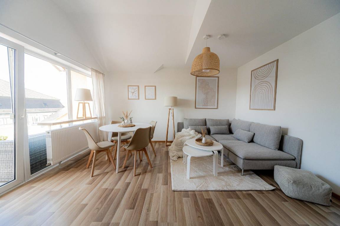 70 M² Ferienwohnung ∙ 2 Schlafzimmer ∙ 4 Gäste - Burghausen