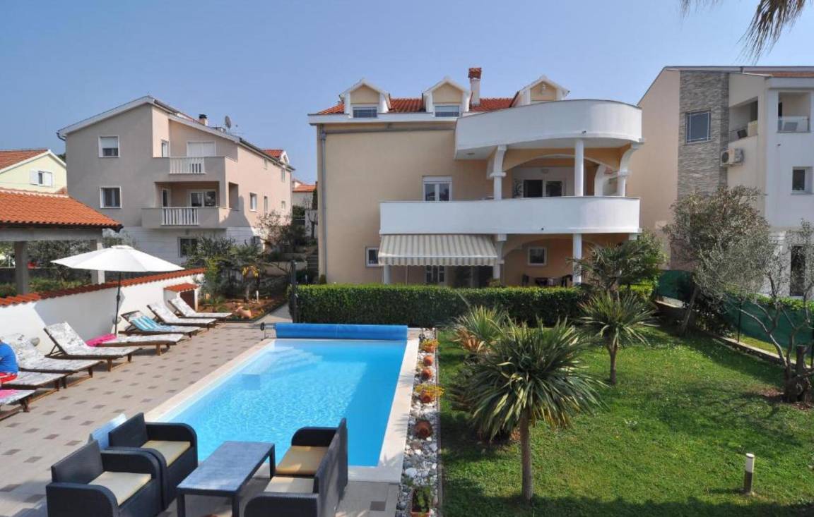 50 M² Apartment ∙ 3 Bedrooms ∙ 6 Guests - Zadar