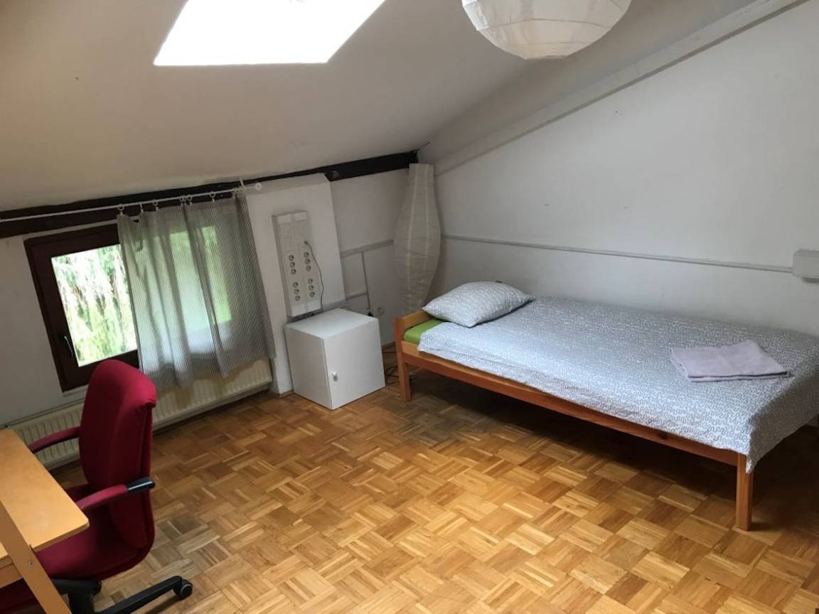 350 M² Private Room ∙ 1 Bedroom ∙ 8 Guests - Ljubljana
