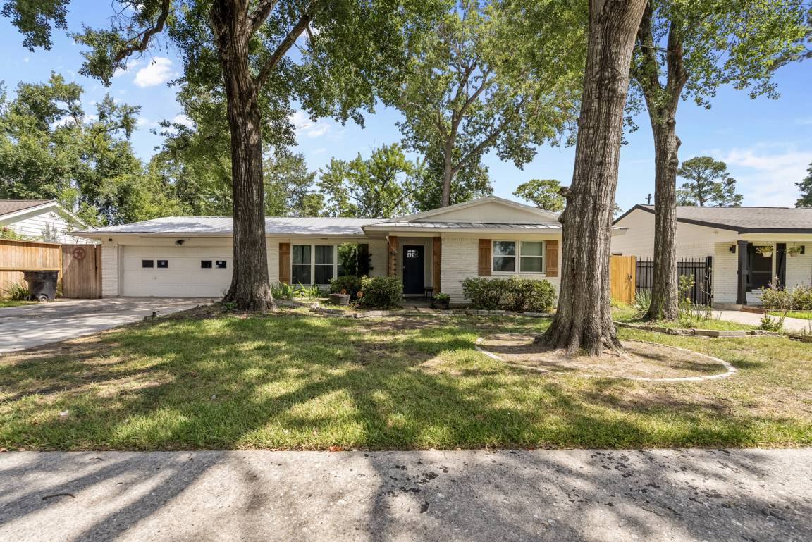 177 M² House ∙ 3 Bedrooms ∙ 12 Guests - Houston, TX