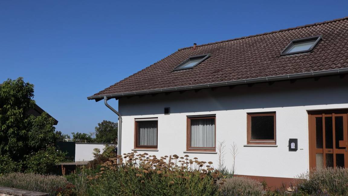 75 M² Ferienhaus ∙ 2 Schlafzimmer ∙ 4 Gäste - Neustadt an der Weinstraße