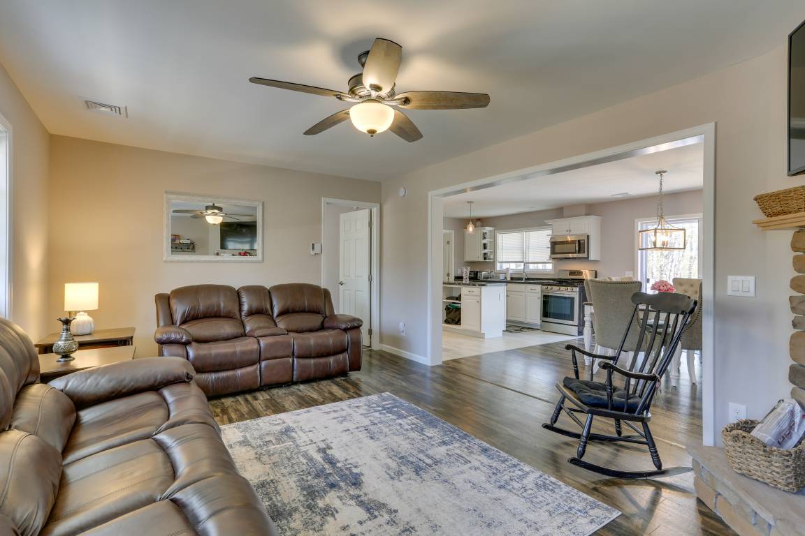 176 M² House ∙ 3 Bedrooms ∙ 6 Guests - Fairview Lake, PA