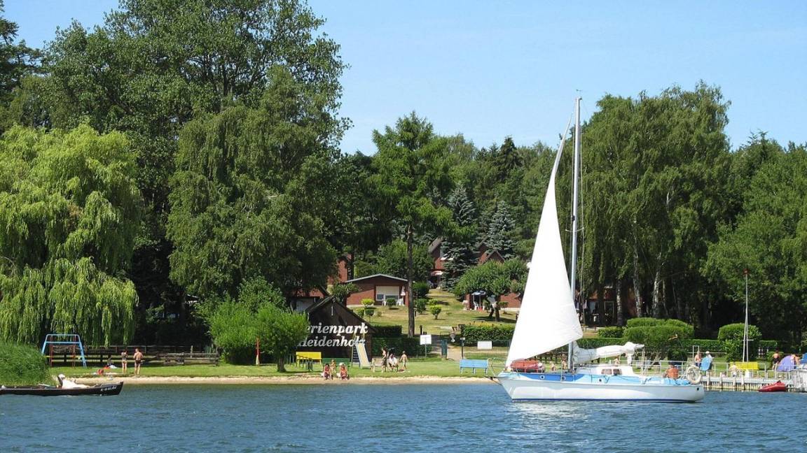 37 M² Ferienhaus ∙ 1 Schlafzimmer ∙ 2 Gäste - Plau am See