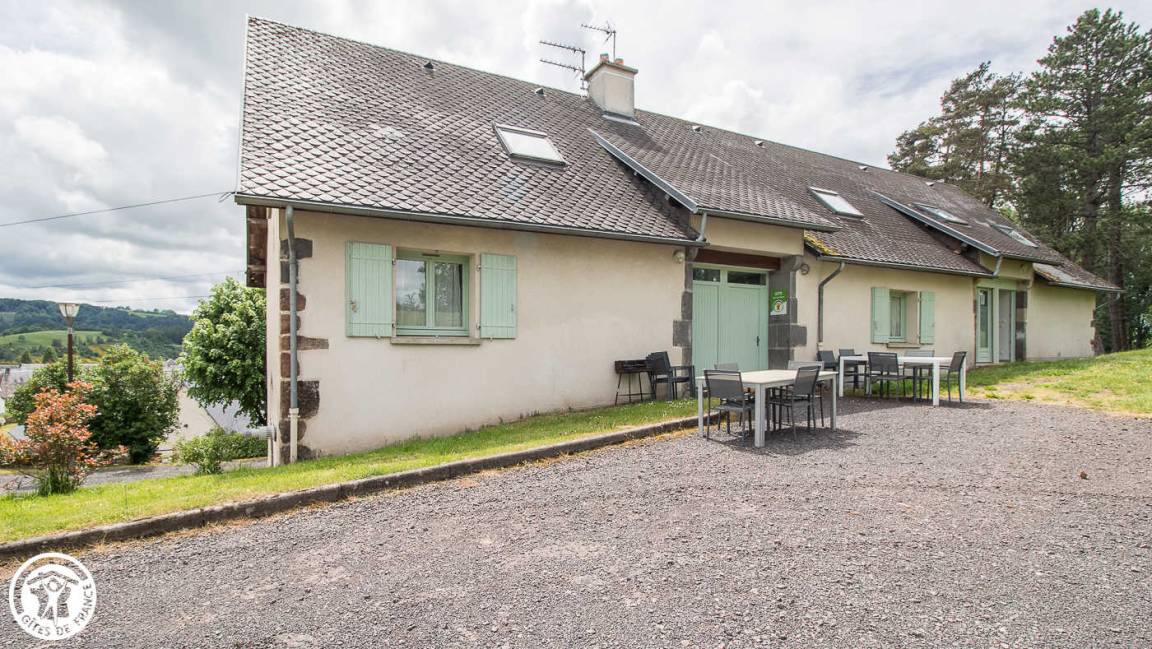 79 M² Gîte ∙ 3 Bedrooms ∙ 6 Guests - Auvergne