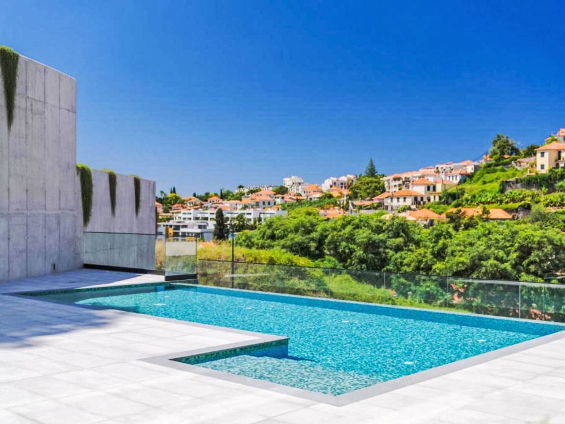 130 M² Apartment ∙ 2 Bedrooms ∙ 6 Guests - Madeira