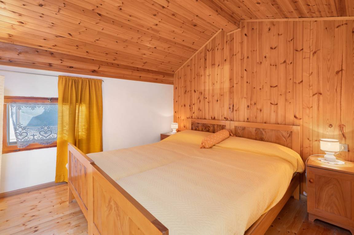 180 M² Ferienhaus ∙ 5 Schlafzimmer ∙ 14 Gäste - Cles