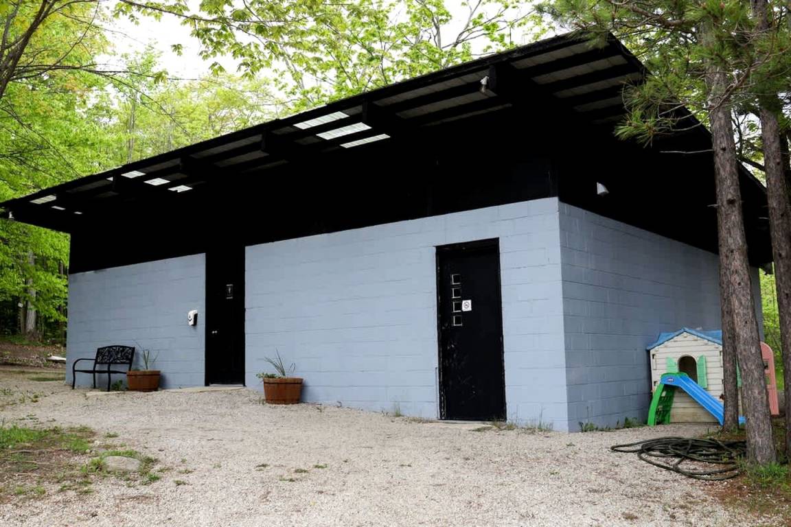 Camping ∙ 1 Bedroom ∙ 2 Guests - Ontario