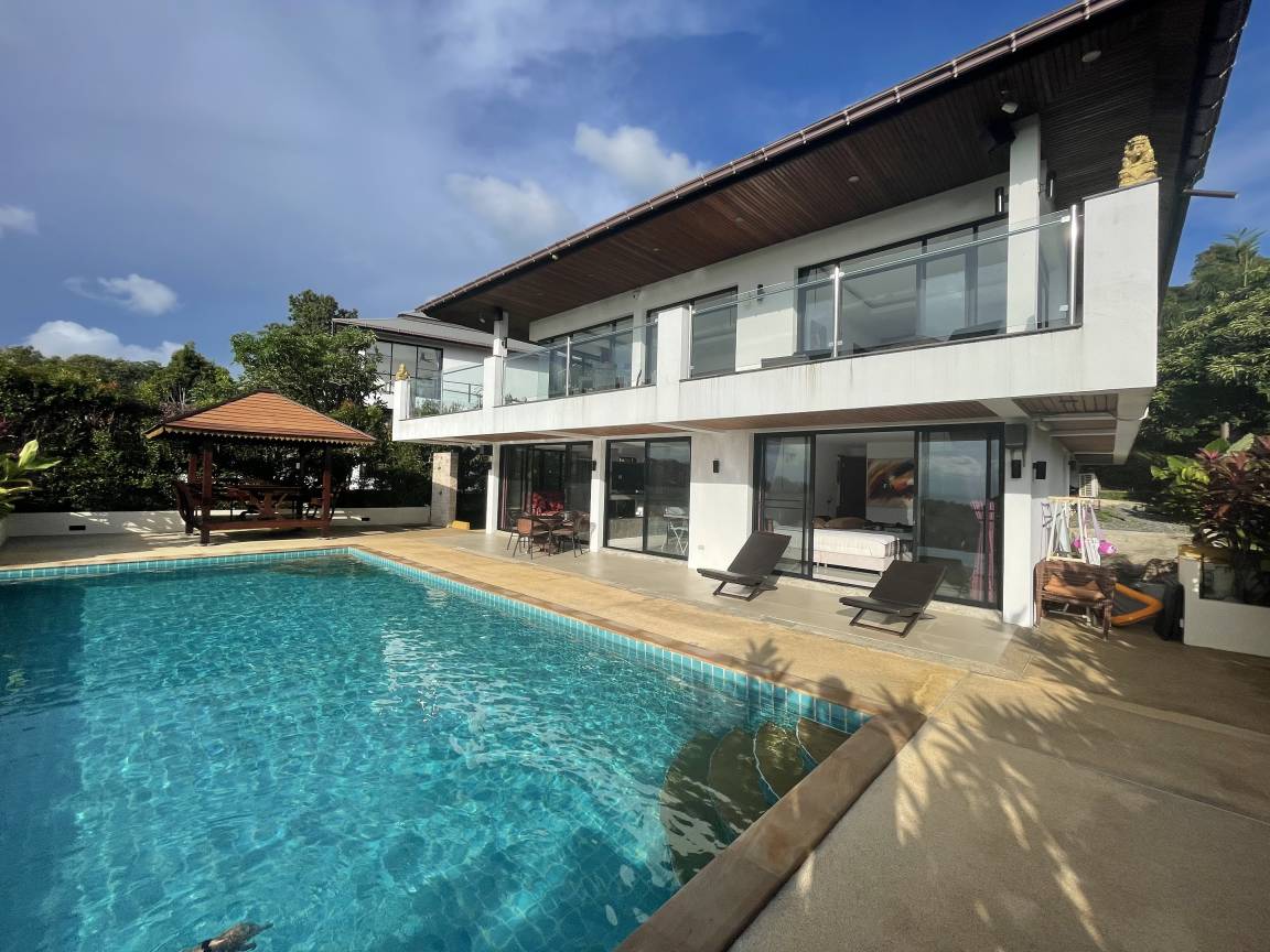 200 M² Villa ∙ 4 Bedrooms ∙ 8 Guests - Ko Lanta
