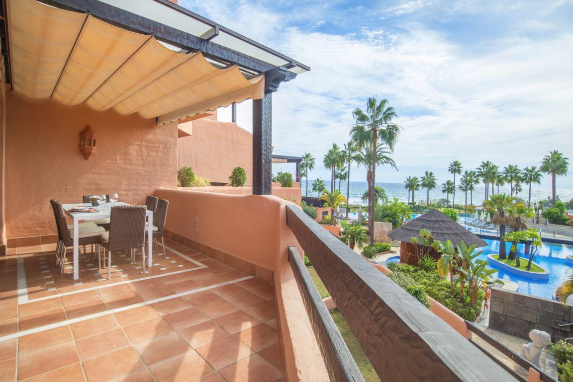 150 M² Appartamento ∙ 2 Camere Da Letto ∙ 4 Ospiti - Estepona