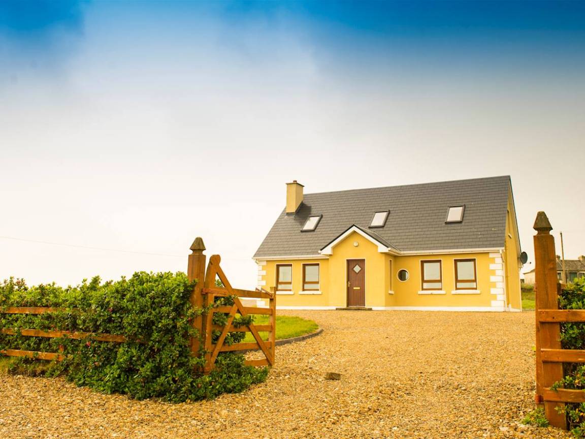 Cottage ∙ 4 Bedrooms ∙ 7 Guests - Mayo