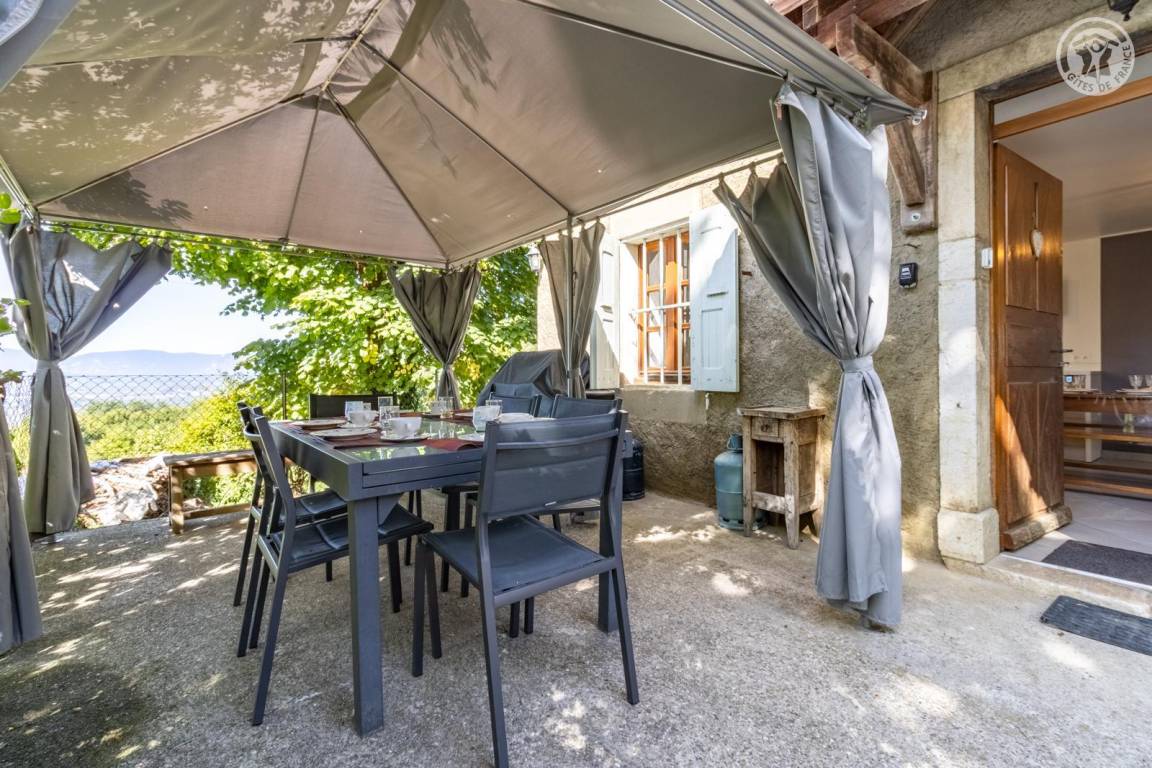 120 M² Mökki ∙ 4 Makuuhuonetta ∙ 8 Vierasta - Lac du Bourget