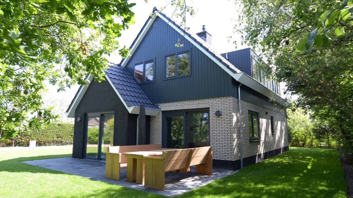 100 M² Ferienwohnung ∙ 4 Schlafzimmer ∙ 8 Gäste - De Koog