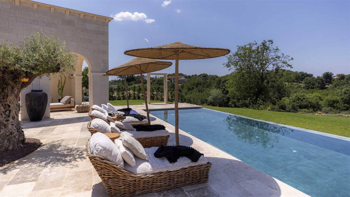 330 M² Villa ∙ 4 Bedrooms ∙ 8 Guests - Istria