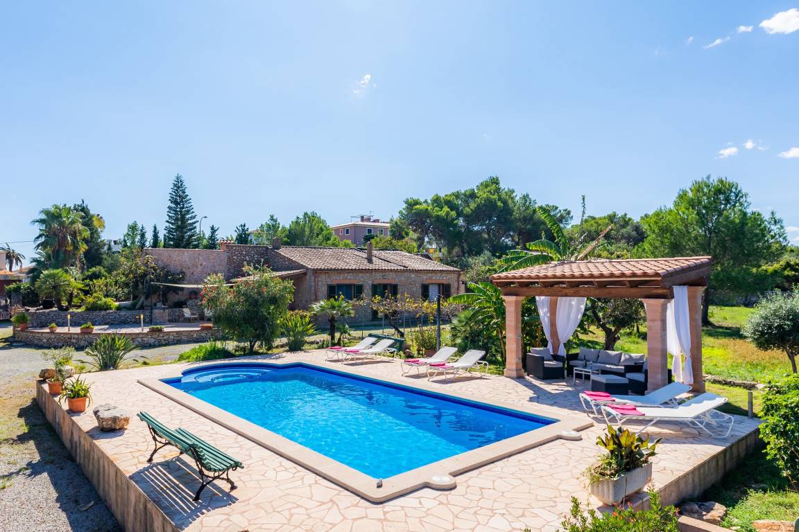 141 M² Huis ∙ 3 Slaapkamers ∙ 6 Gasten - Son Servera