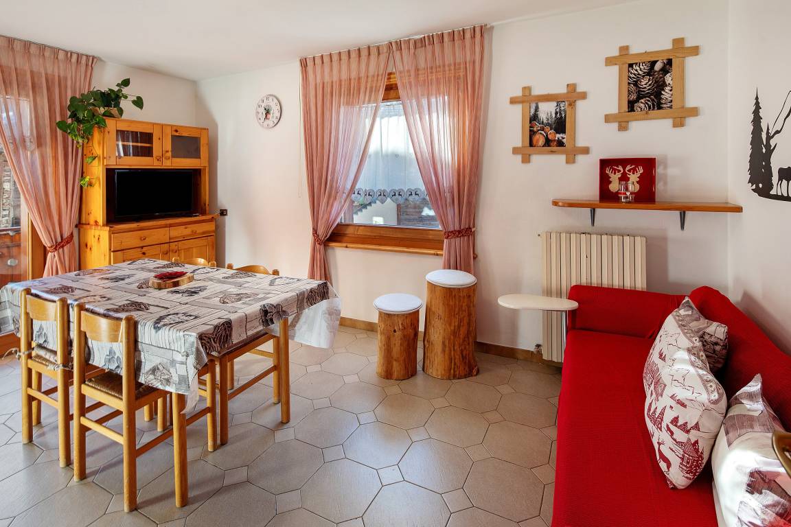 65 M² Huoneisto ∙ 3 Makuuhuonetta ∙ 5 Vierasta - Livigno