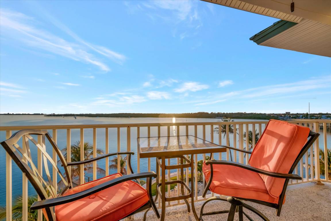 51 M² Apartment ∙ 1 Bedroom ∙ 4 Guests - Madeira Beach, FL
