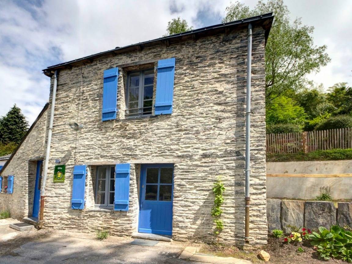 103 M² Cottage ∙ 3 Bedrooms ∙ 6 Guests - Châteaubriant