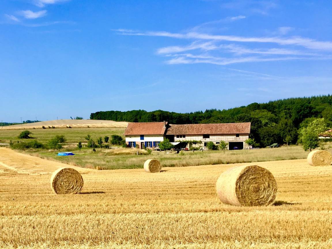 190 M² Huis ∙ 8 Slaapkamers ∙ 5 Gasten - Ardennen