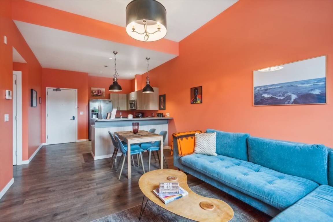 Apartment ∙ 2 Bedrooms ∙ 4 Guests - Portland, OR