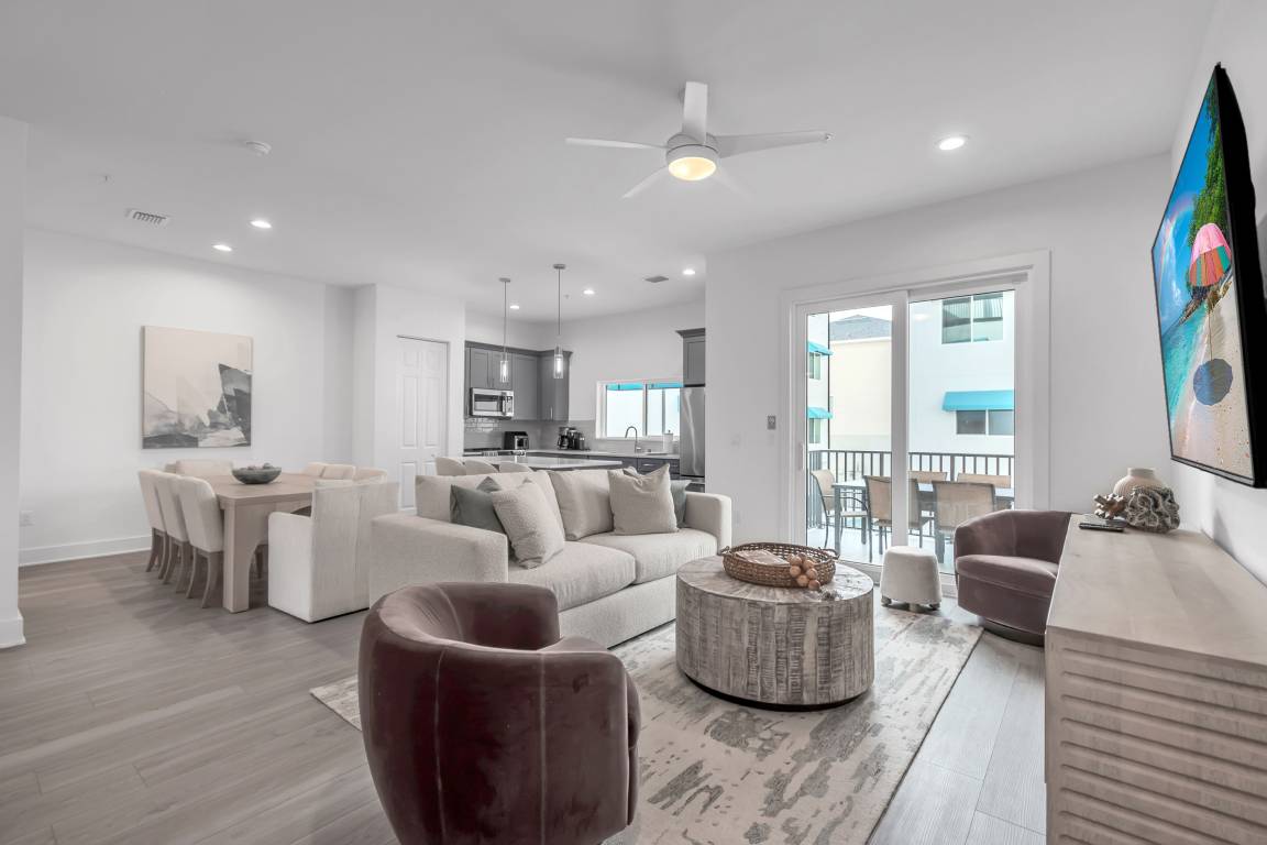 245 M² Huis ∙ 5 Slaapkamers ∙ 12 Gasten - Madeira Beach, FL