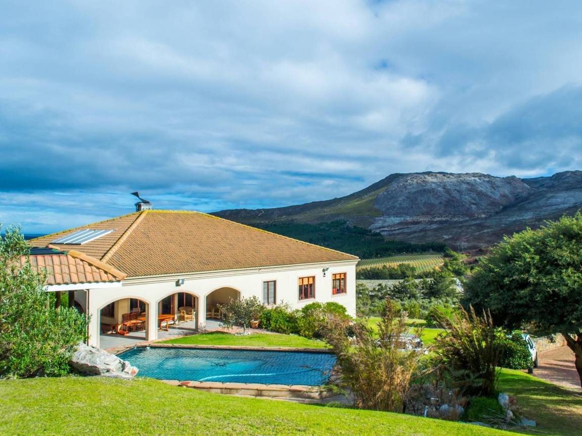 320 M² Villa ∙ 3 Chambres ∙ 6 Personnes - Bot River