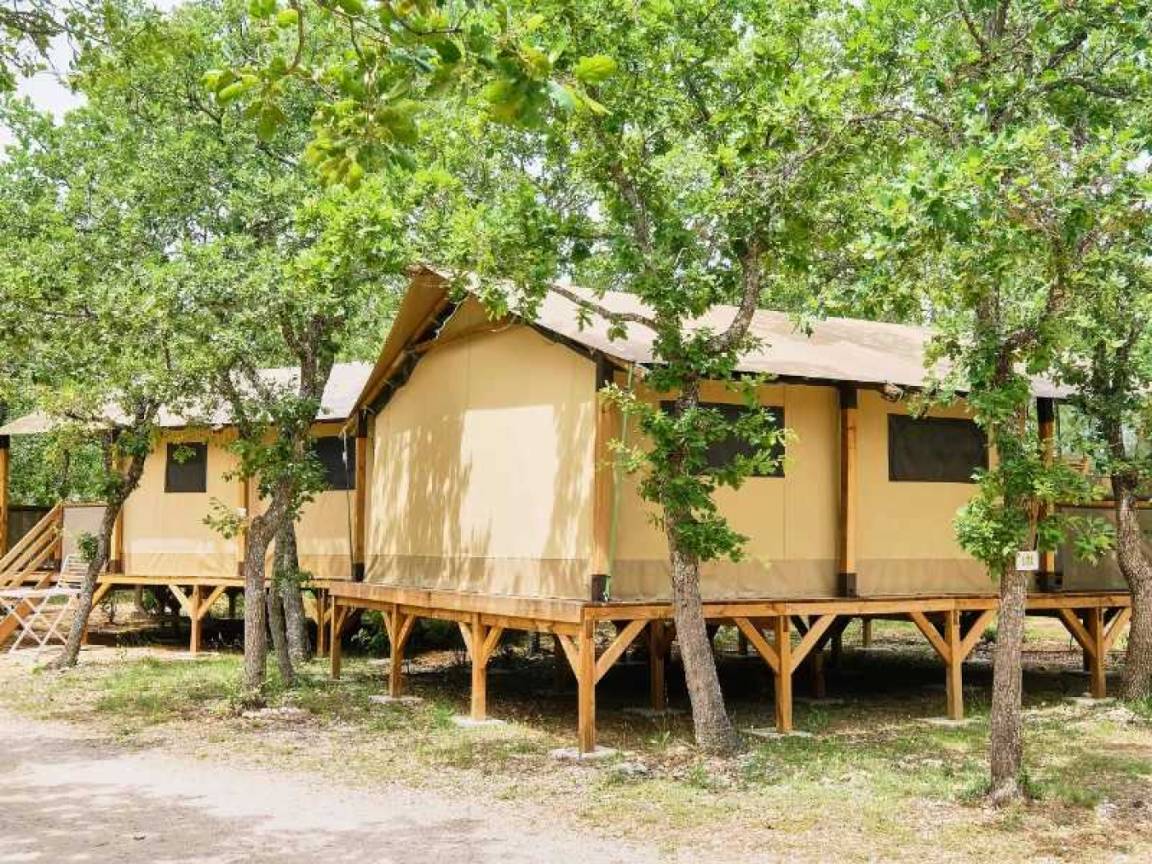 24 M² Tente ∙ 5 Personnes - Apt