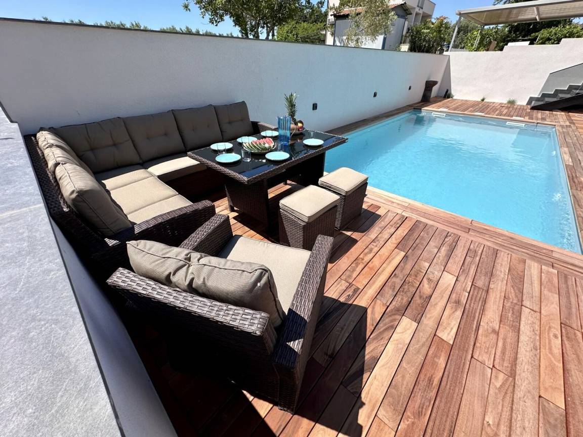 160 M² House ∙ 5 Bedrooms ∙ 12 Guests - Piran