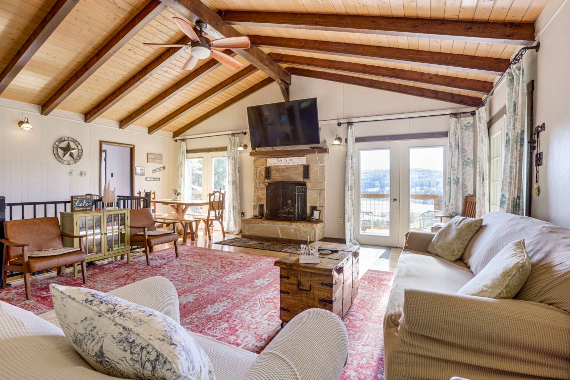 211 M² House ∙ 3 Bedrooms ∙ 8 Guests - Deep Creek Lake, MD