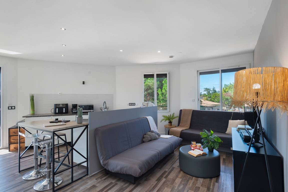 78 M² House ∙ 2 Bedrooms ∙ 8 Guests - Bordeaux