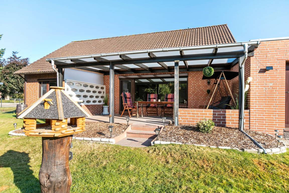 100 M² Ferienhaus ∙ 2 Schlafzimmer ∙ 4 Gäste - Heide