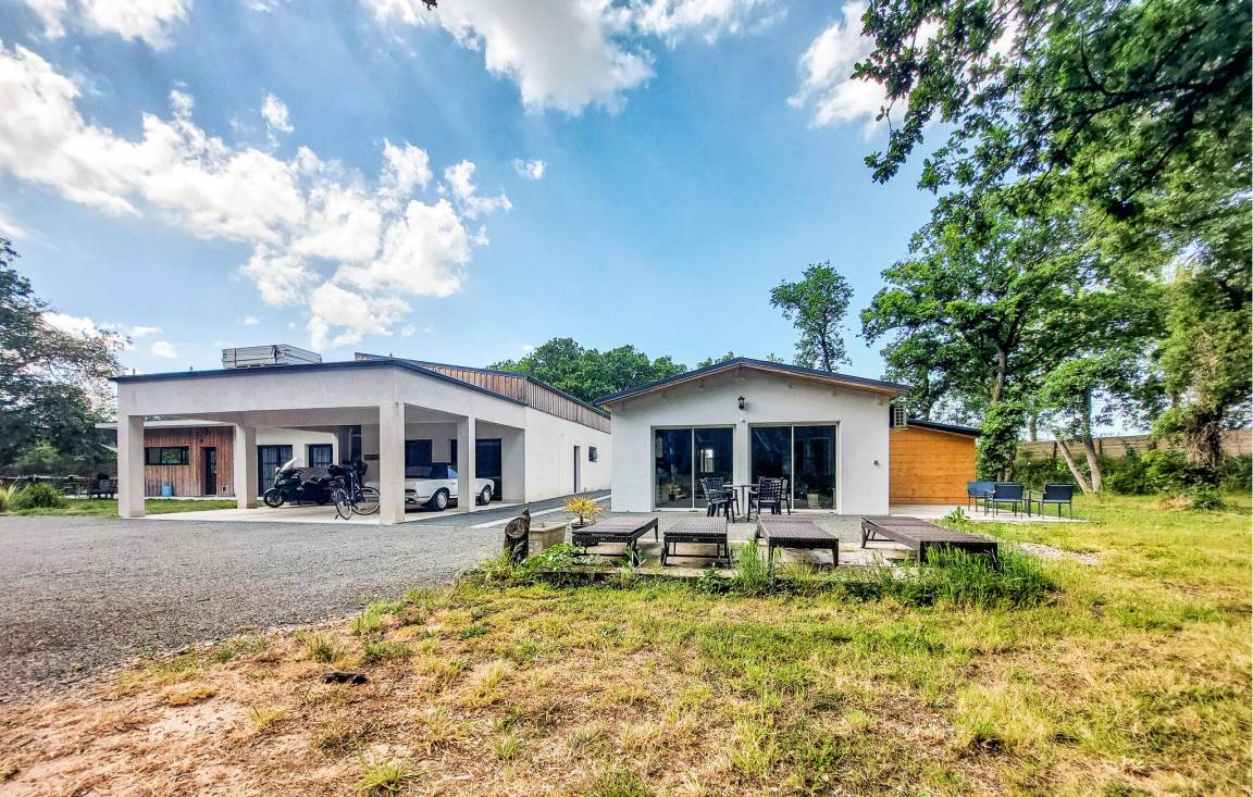 300 M² Maison De Vacances ∙ 6 Chambres ∙ 12 Personnes - Rochefort, France