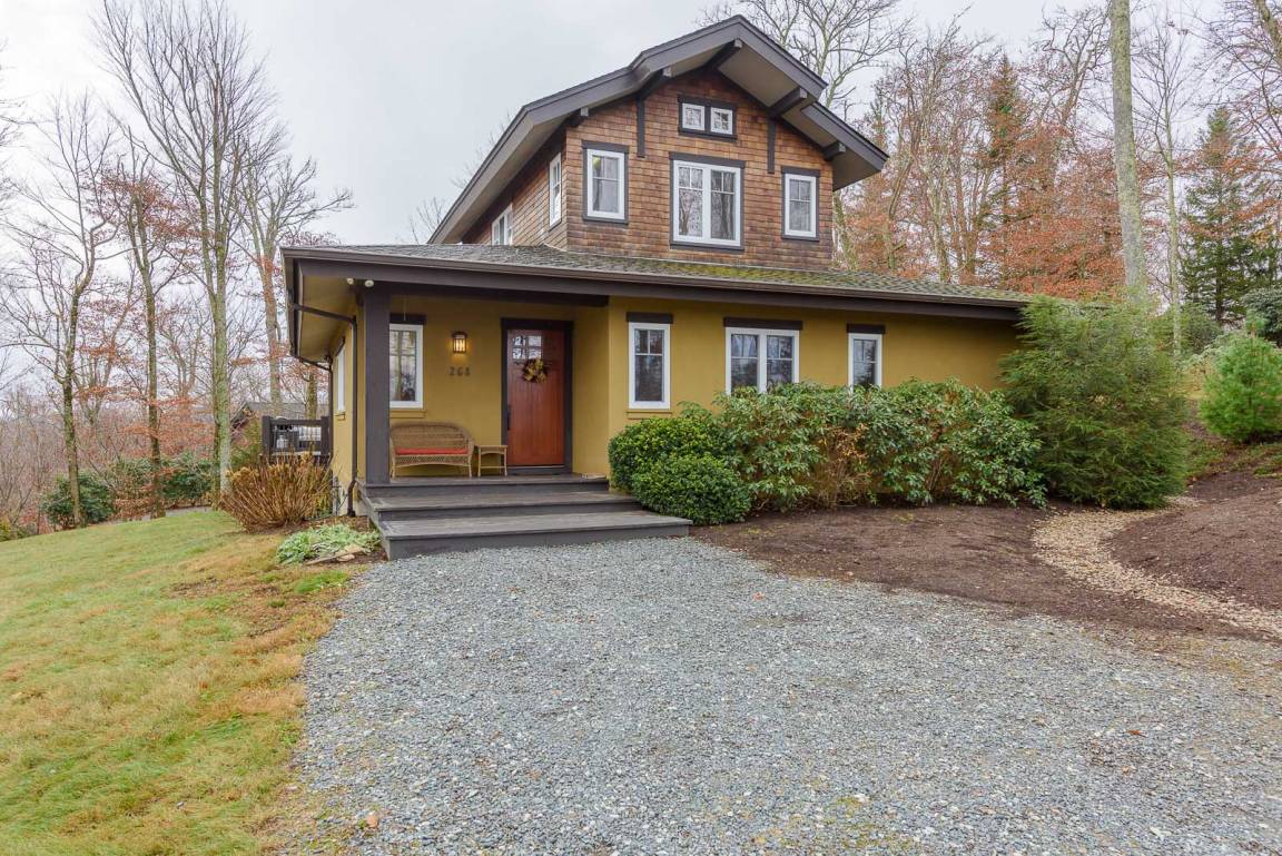 219 M² Cabin ∙ 4 Bedrooms ∙ 8 Guests - Sugar Mountain, NC
