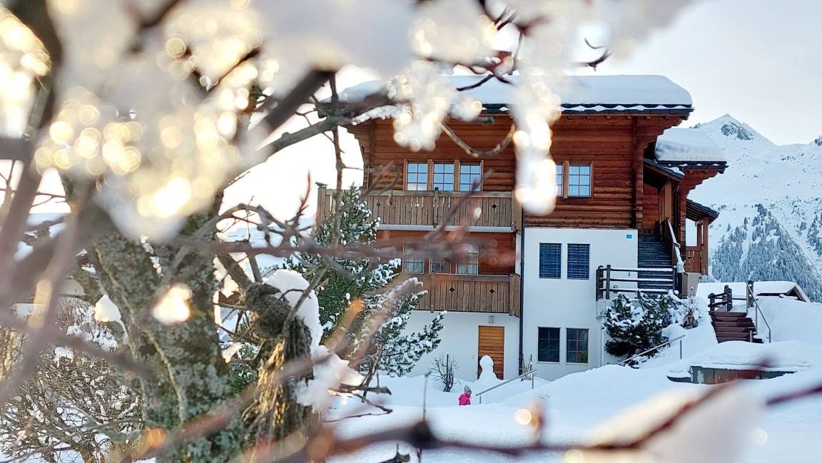 70 M² Ferienwohnung ∙ 2 Schlafzimmer ∙ 4 Gäste - Ernen