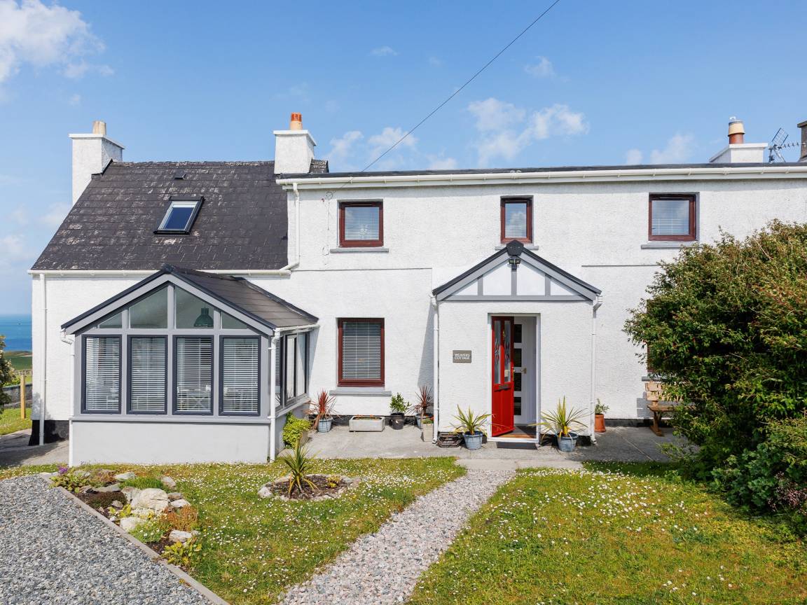 Cottage ∙ 2 Bedrooms ∙ 4 Guests - Outer Hebrides