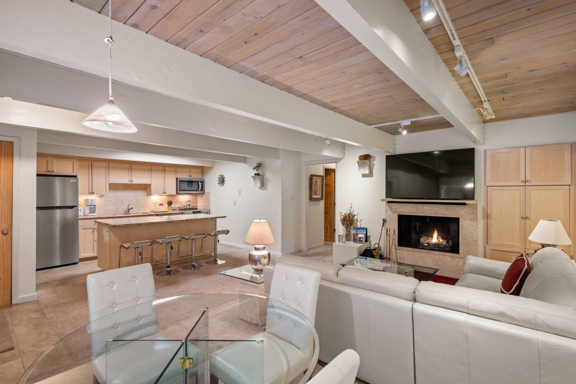 88 M² Condo ∙ 2 Bedrooms ∙ 4 Guests - Aspen