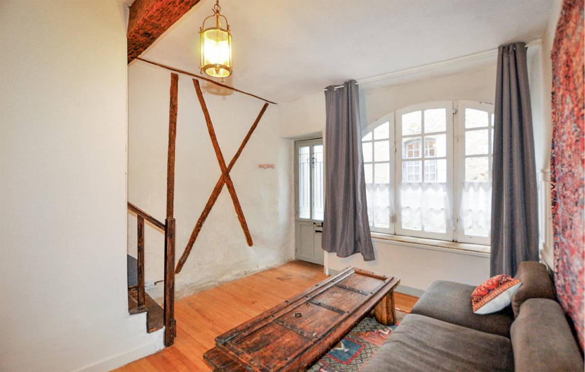 108 M² House ∙ 4 Bedrooms ∙ 6 Guests - Mirepoix