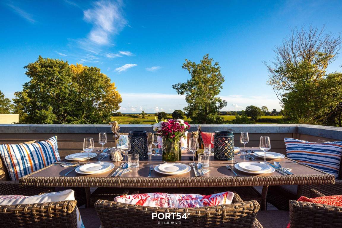 130 M² Apartment ∙ 3 Bedrooms ∙ 8 Guests - Olpenitz